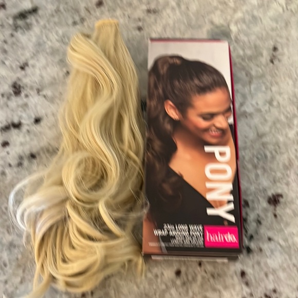 Hairdo | Hair | 7 Long Wave Wrap Around Pony | Poshmark